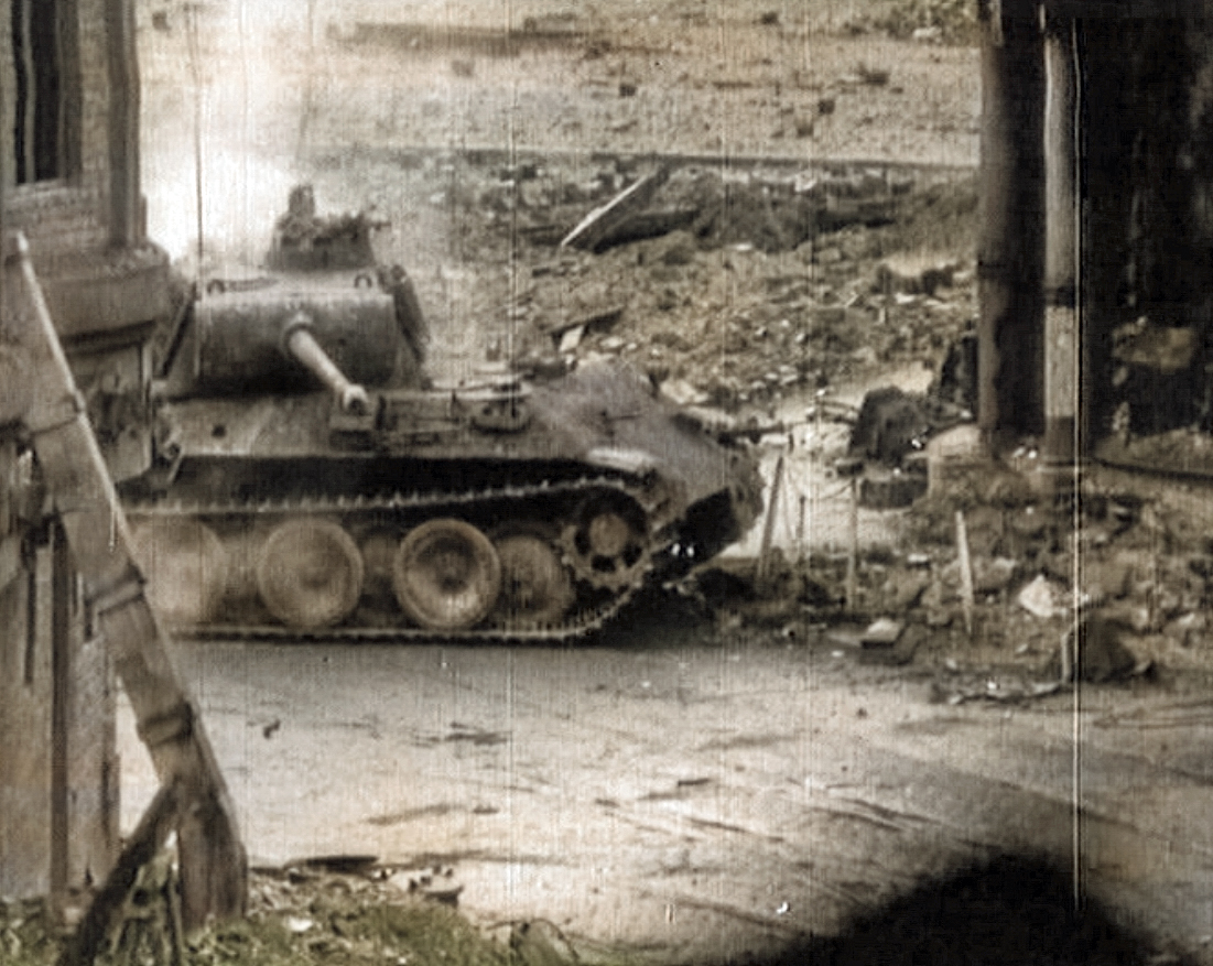 Dierk's page - Panzerduell - Vormarsch der E Company in Köln 1945